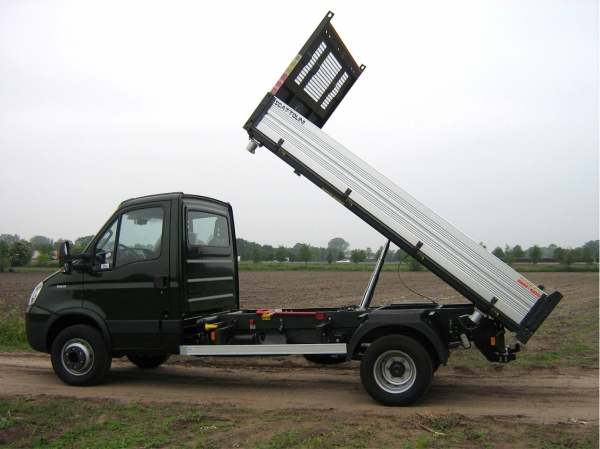 Scattolini kipper op Iveco Daily geleverd Bacar Twello | TTN Putten B.V ...